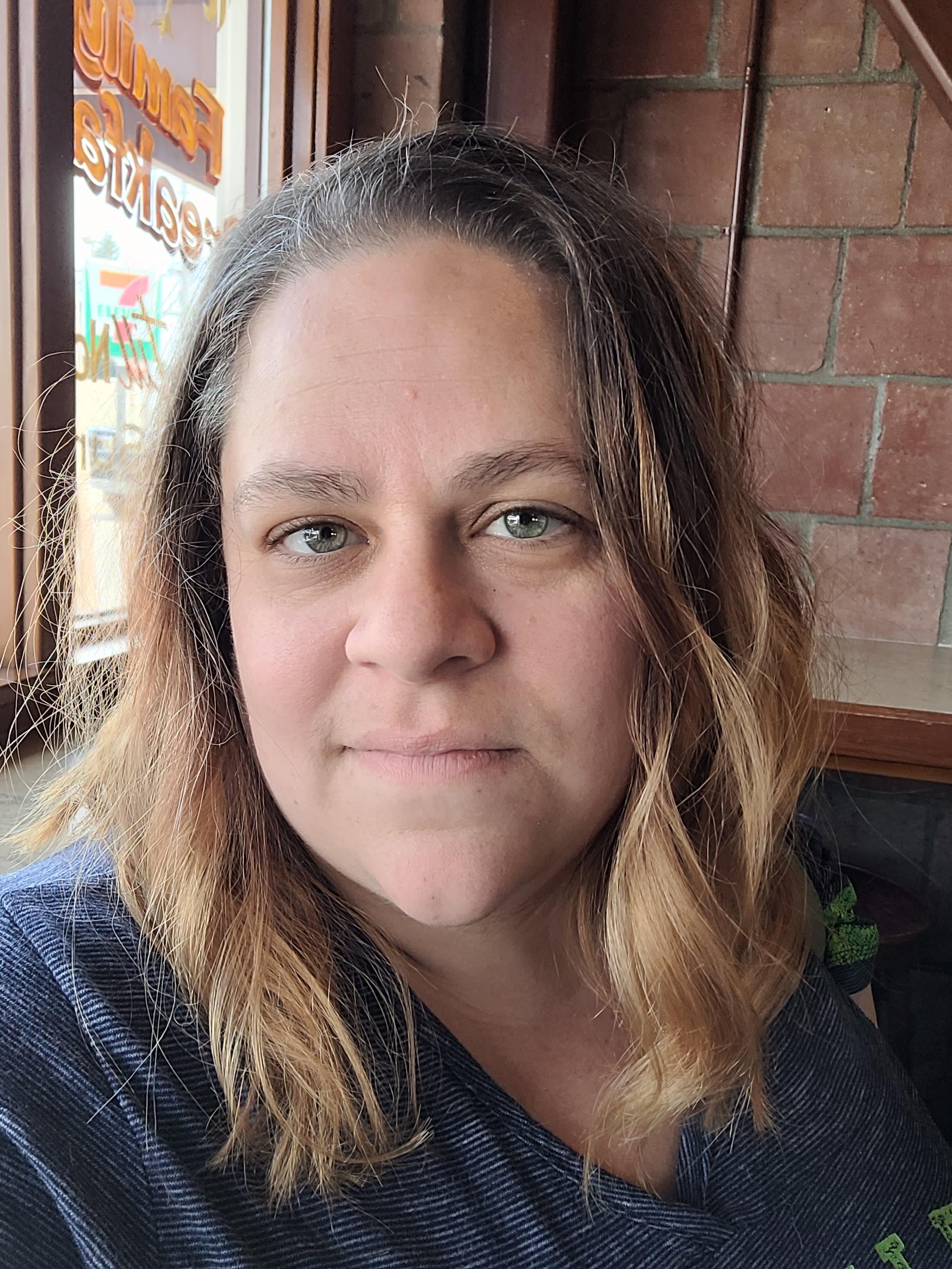 Elizabeth Losch's Instagram, Twitter & Facebook on IDCrawl